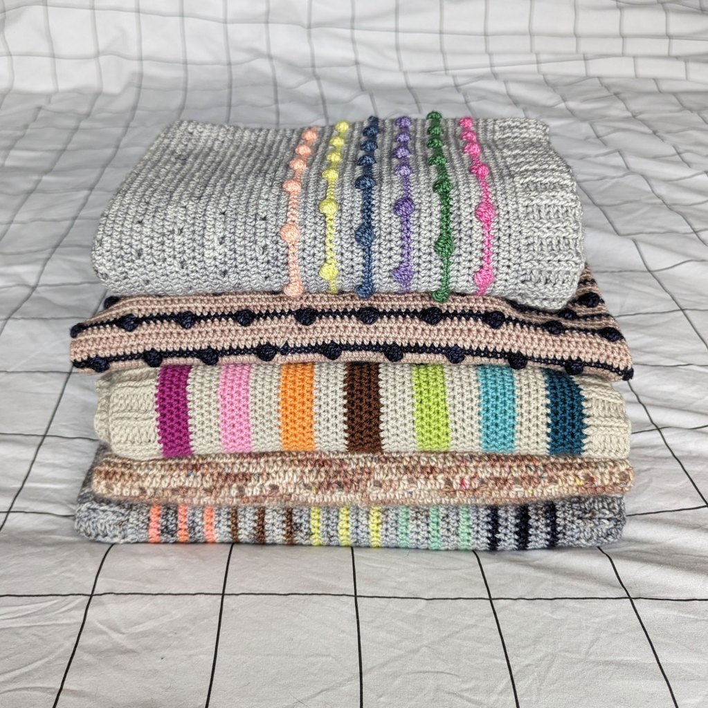 Mix & Match Crochet Cowl Patterns - Zeens and Roger